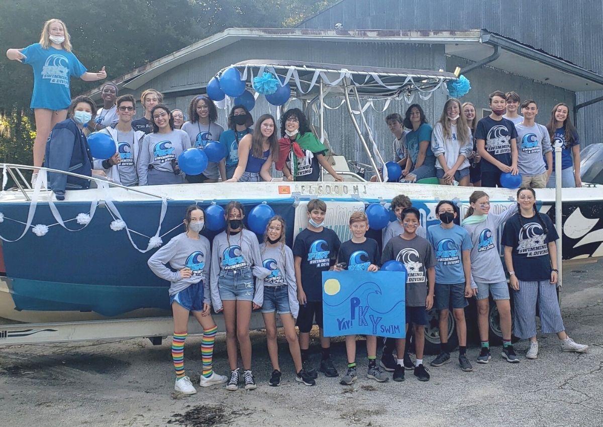 Blue Wave swimmers ready for district splash