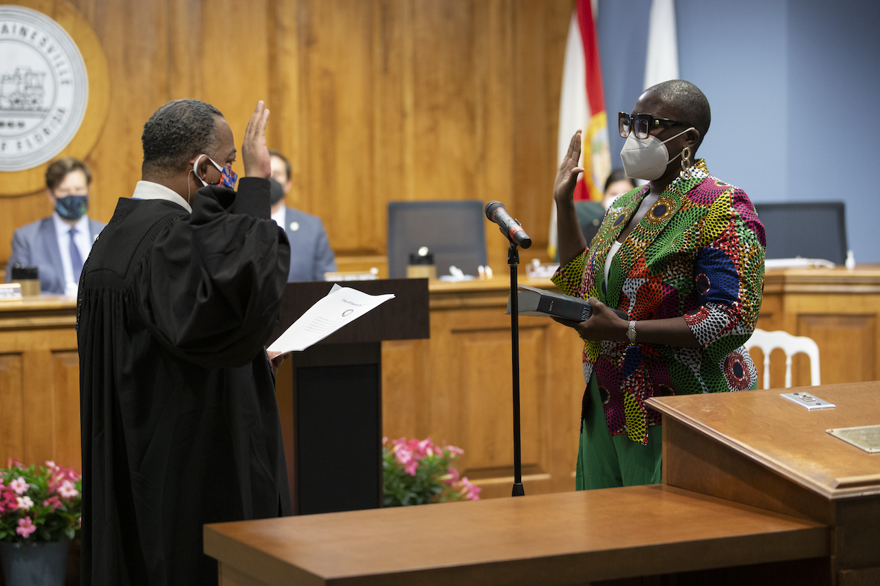 City Commissioner Johnson announces resignation
