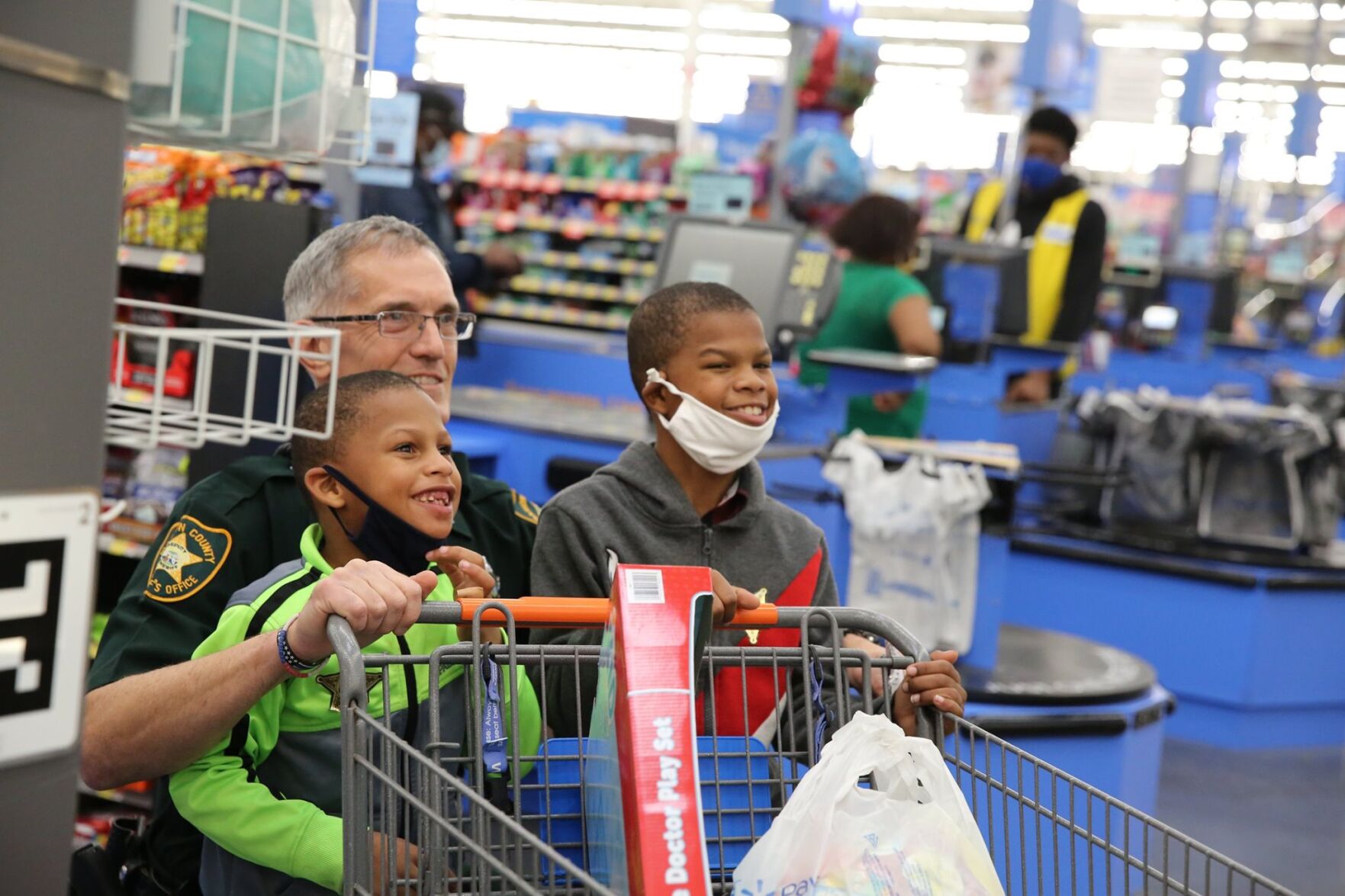 Marion County Sheriff's Office keeps "Shop with a Cop" alive in 2020