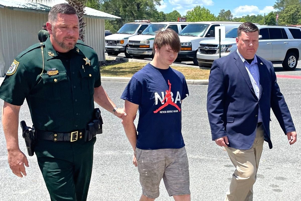 Bell student faces 5 felonies for bomb threats