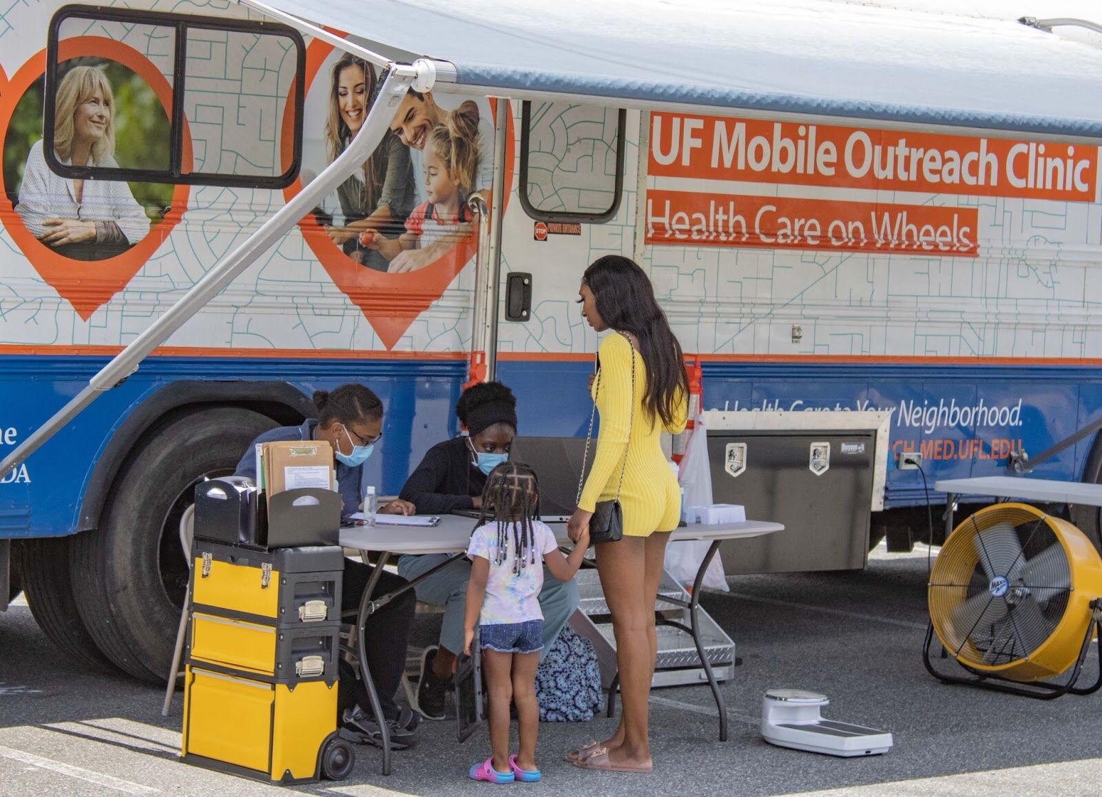 UF adds mobile clinic stop in East Gainesville