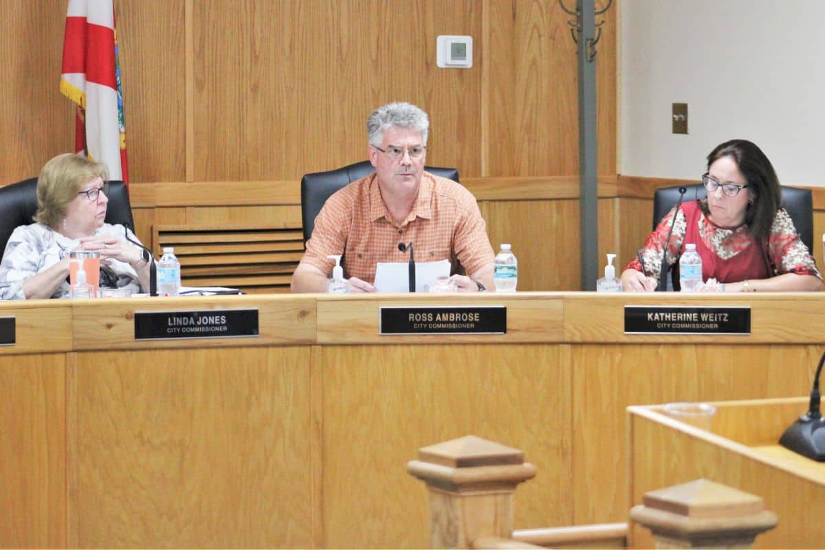 High Springs weighs salary bump, new city attorney