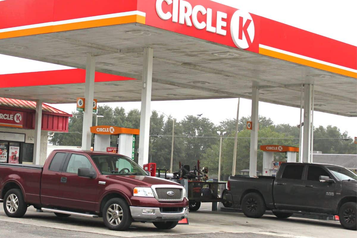 Gas prices decrease before Fourth of July