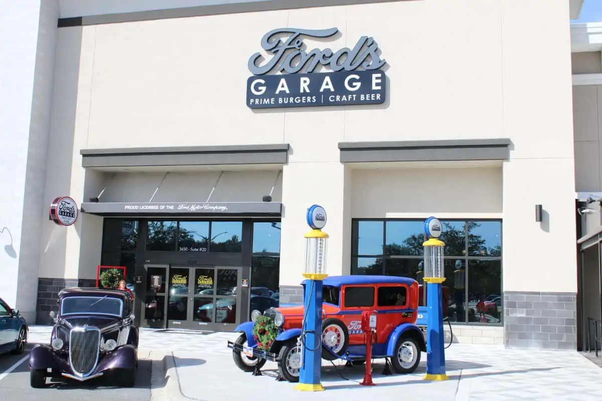 Ford’s Garage opens in Butler Plaza