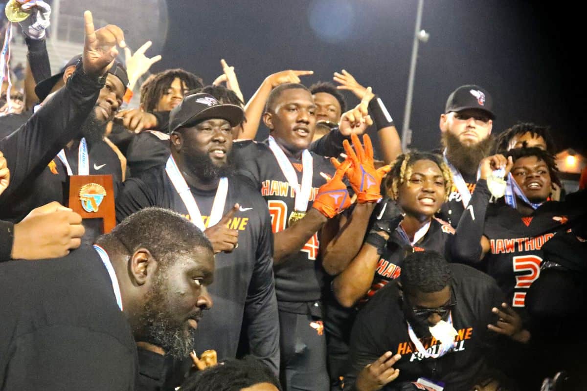 Hawthorne wins first state title