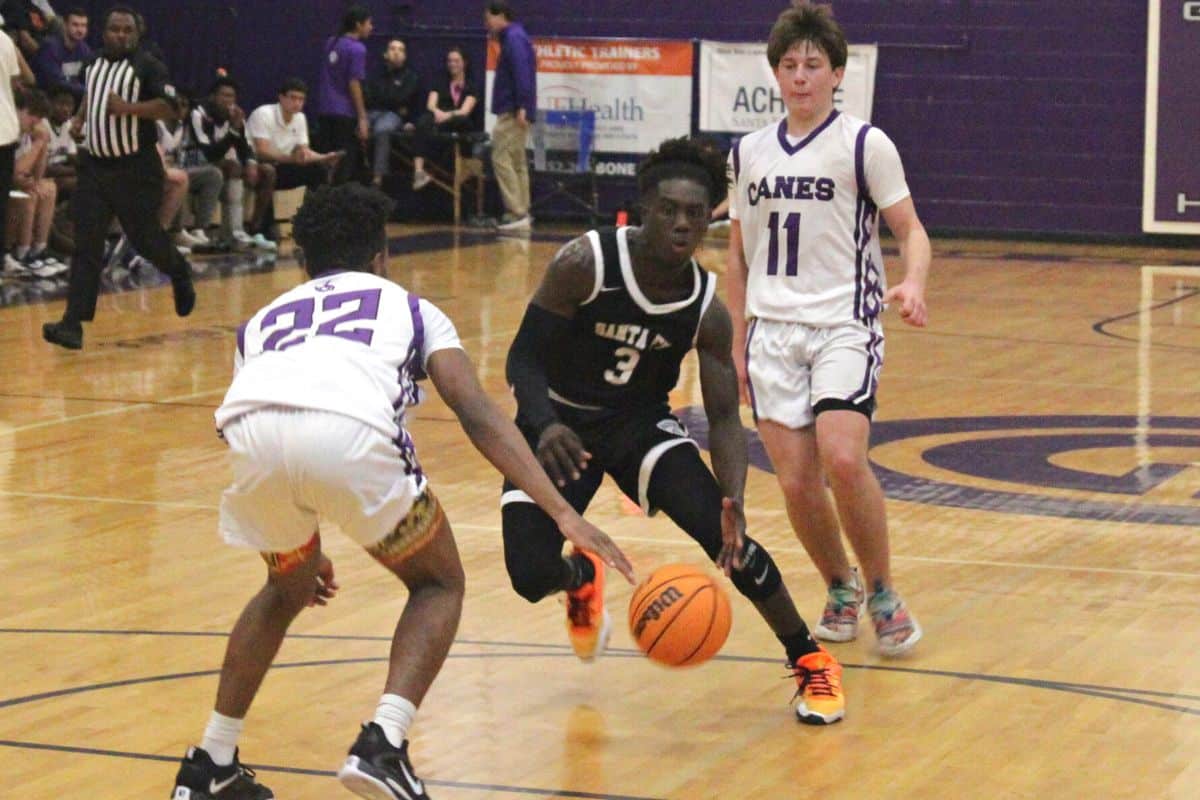 Late steal leads GHS to win