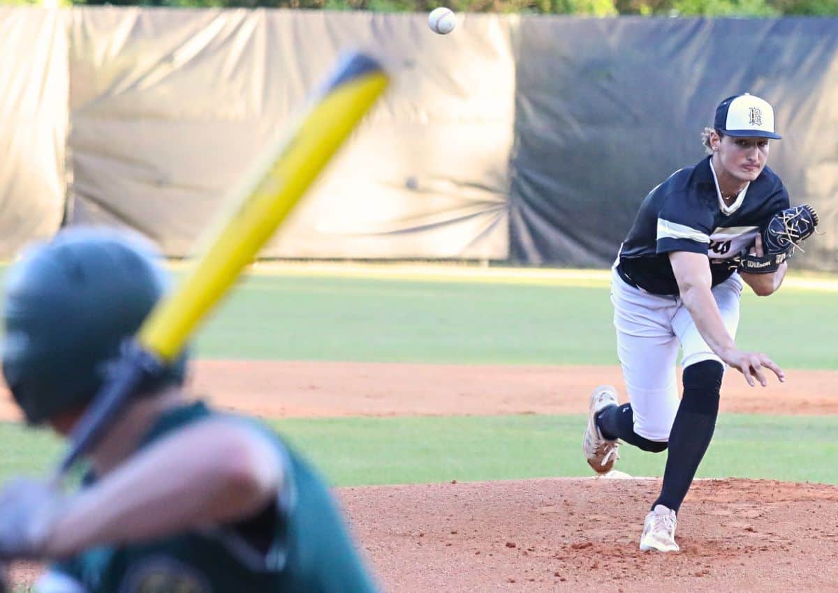 Dominant pitching performance lifts Buchholz