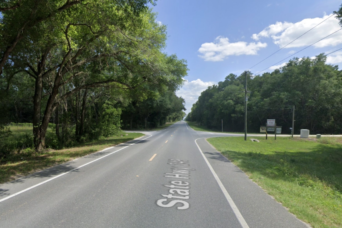 Suwannee County crash kills one, injures two