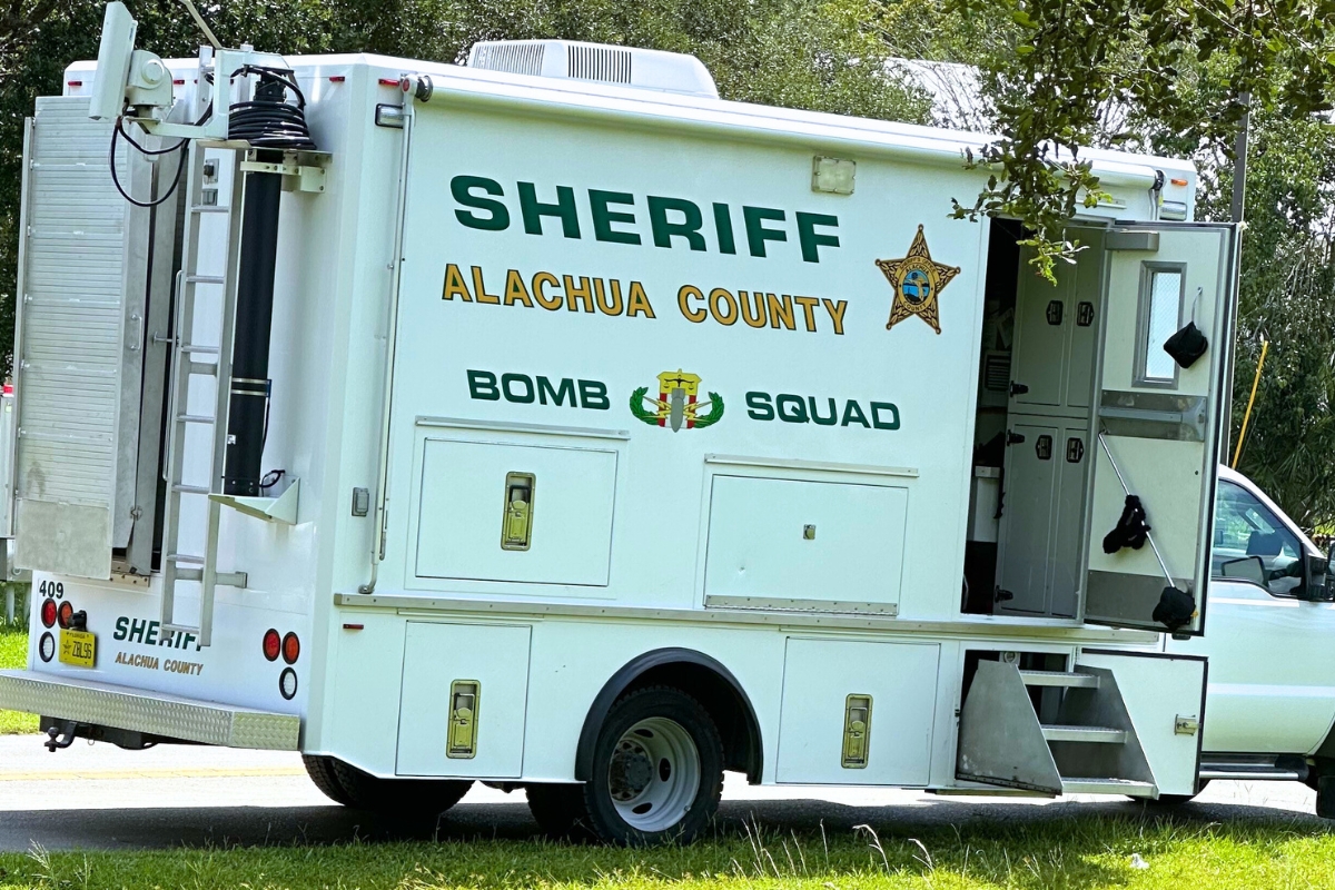 Alachua County Sheriff’s bomb squad destroys hoax bomb near Poe Springs