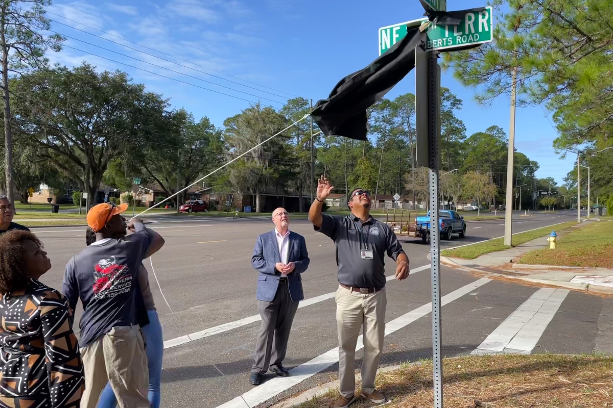 Gainesville unveils new road sign in honor of Dylan Roberts