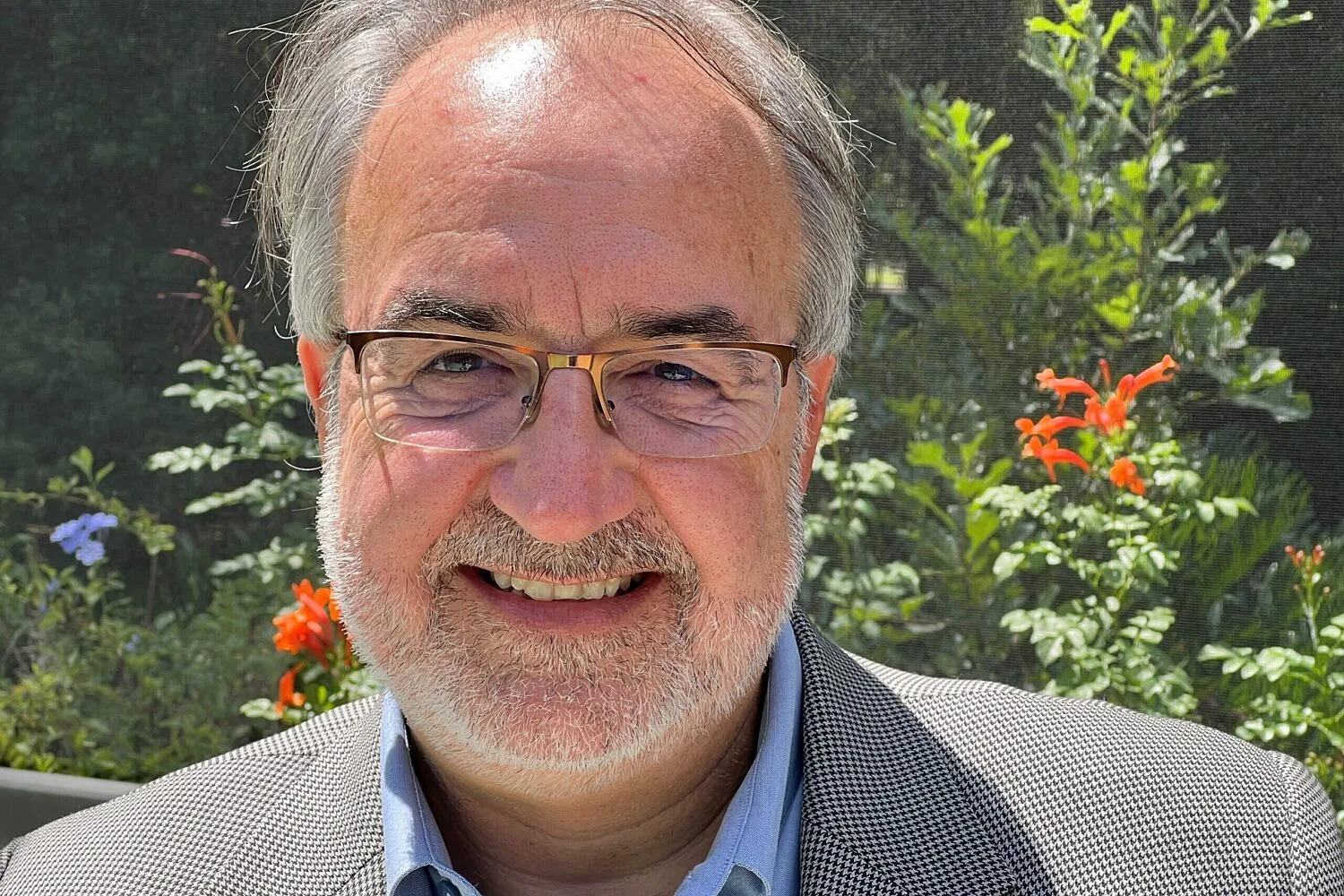 UF professor launches nonprofit to equalize cell-based therapy access