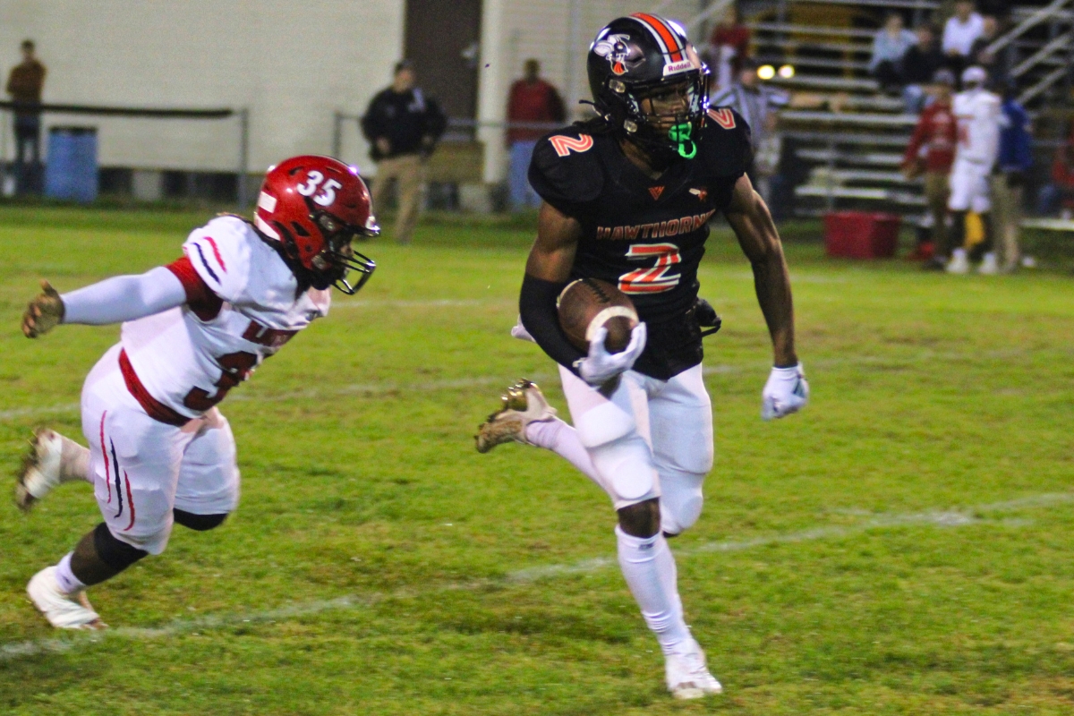 Hawthorne’s Alvon Isaac signs with USF