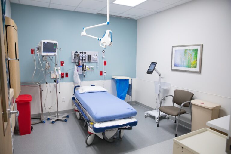 HCA Florida Healthcare opens freestanding ER