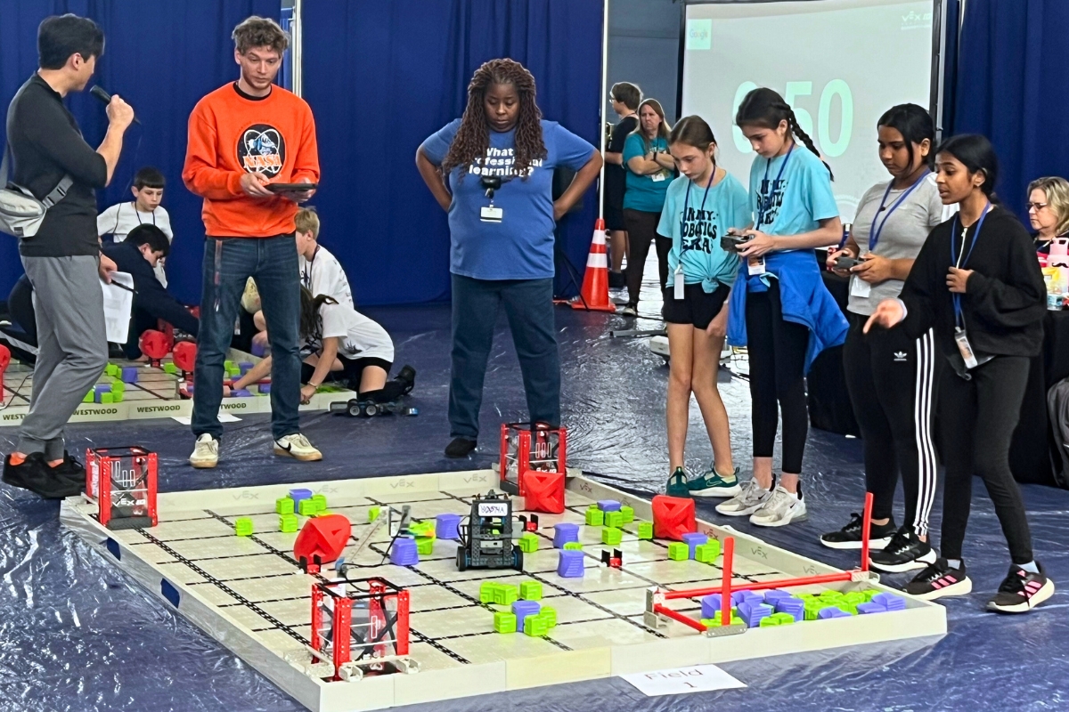 Annual VEX Robotics Competition held at Lincoln Middle School Annual VEX Robotics Competition held at Lincoln Middle School