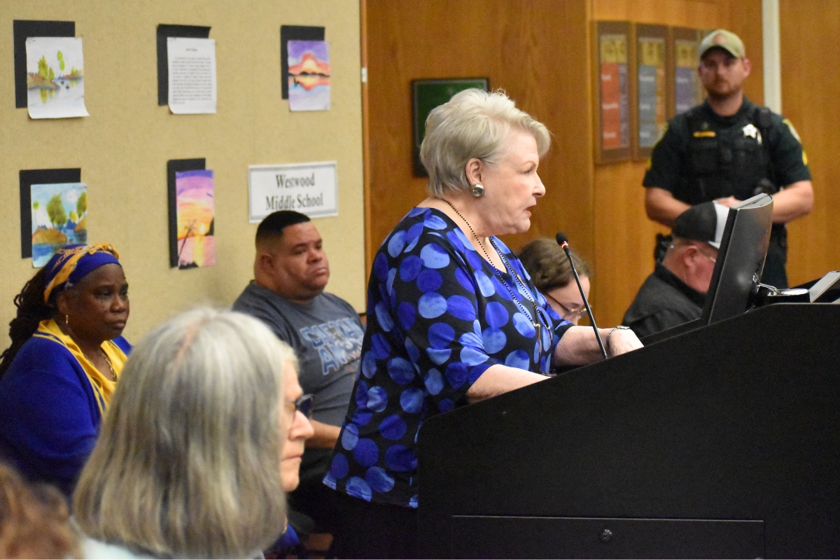 School board votes to keep book amid citizen divide