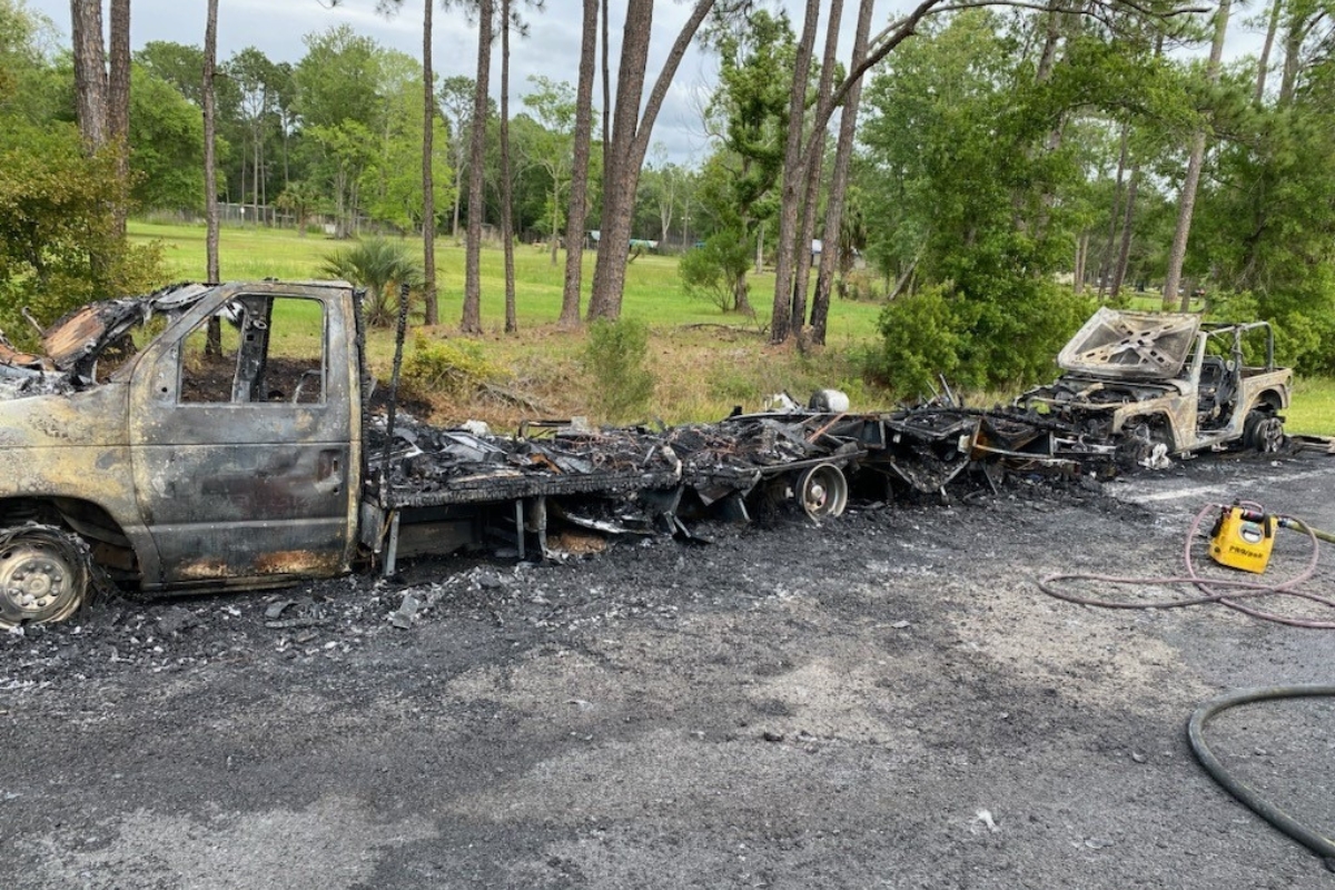 Fire destroys RV, passenger vehicle on US 301