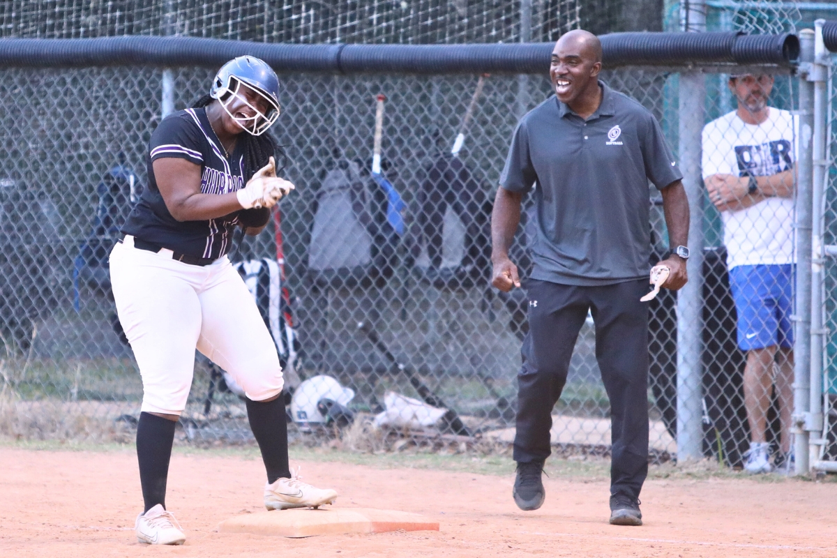 Cook, Williams lead GHS to easy playoff win