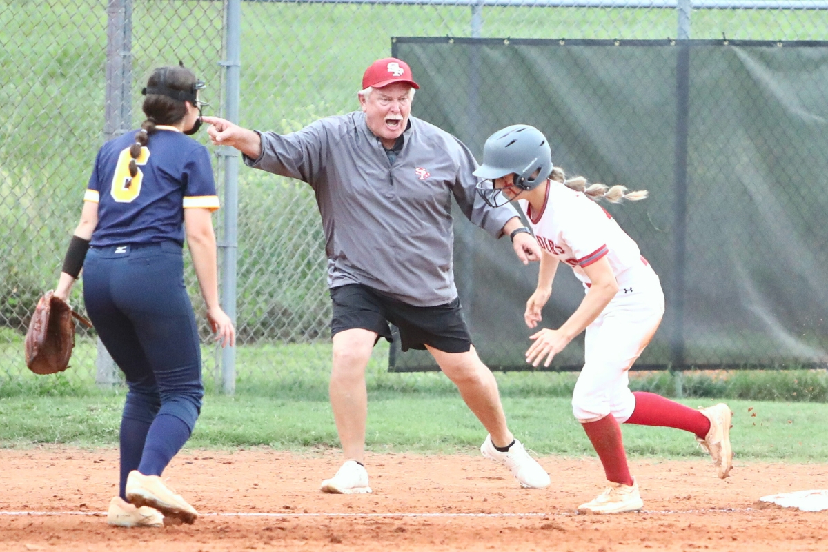 Santa Fe blanks Trinity Prep to advance to region final