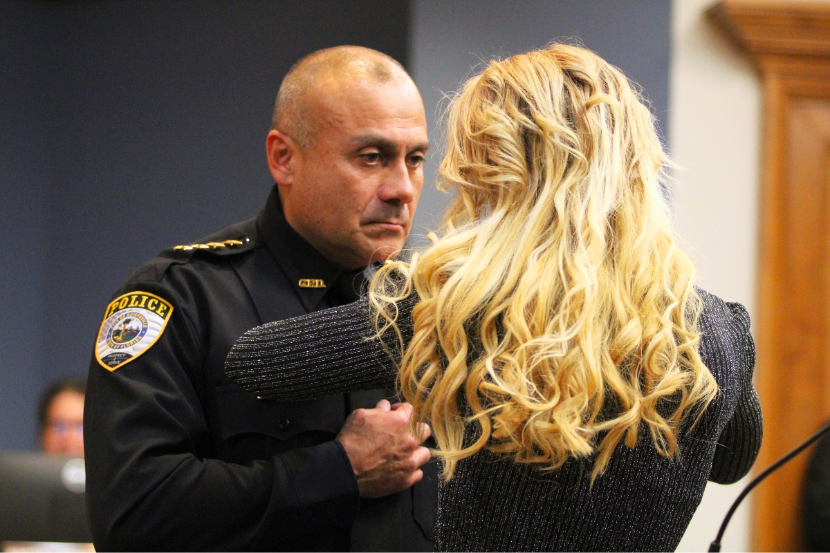 Chief Moya sworn in, pinned at Gainesville City Hall