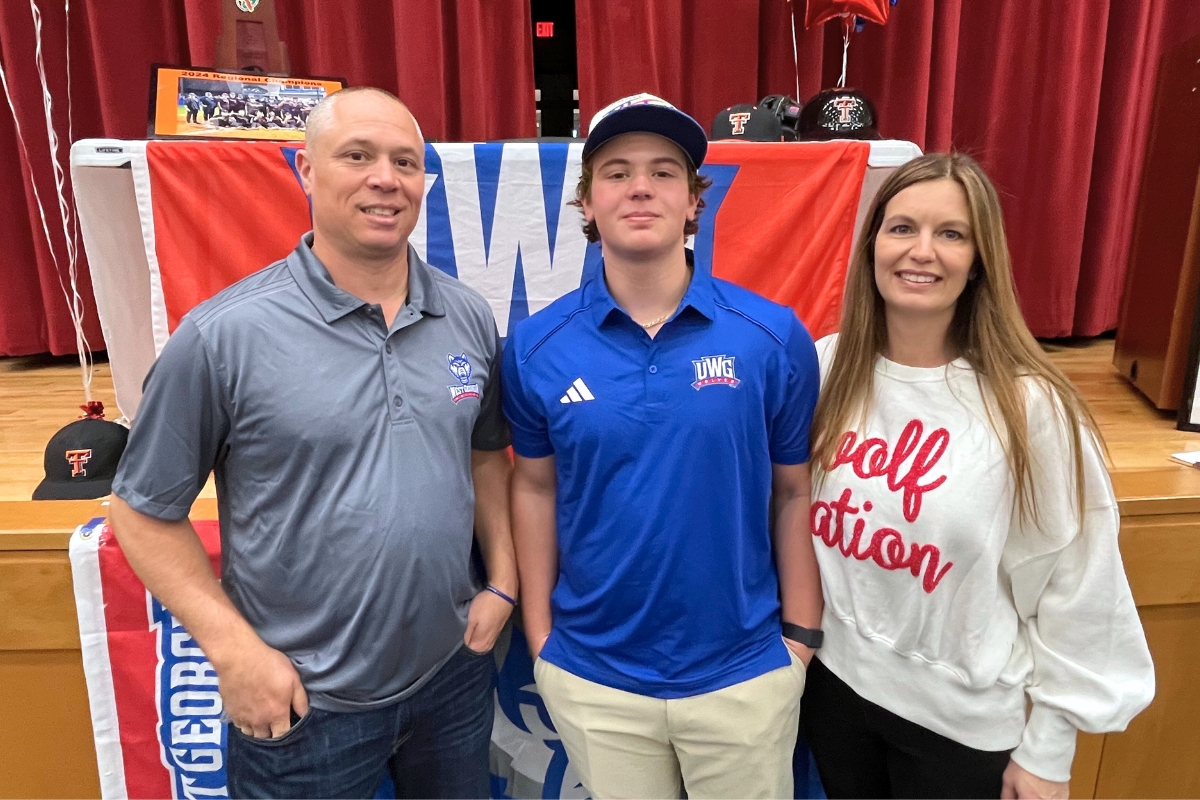 Trenton’s Marlo signs to play Division-I baseball