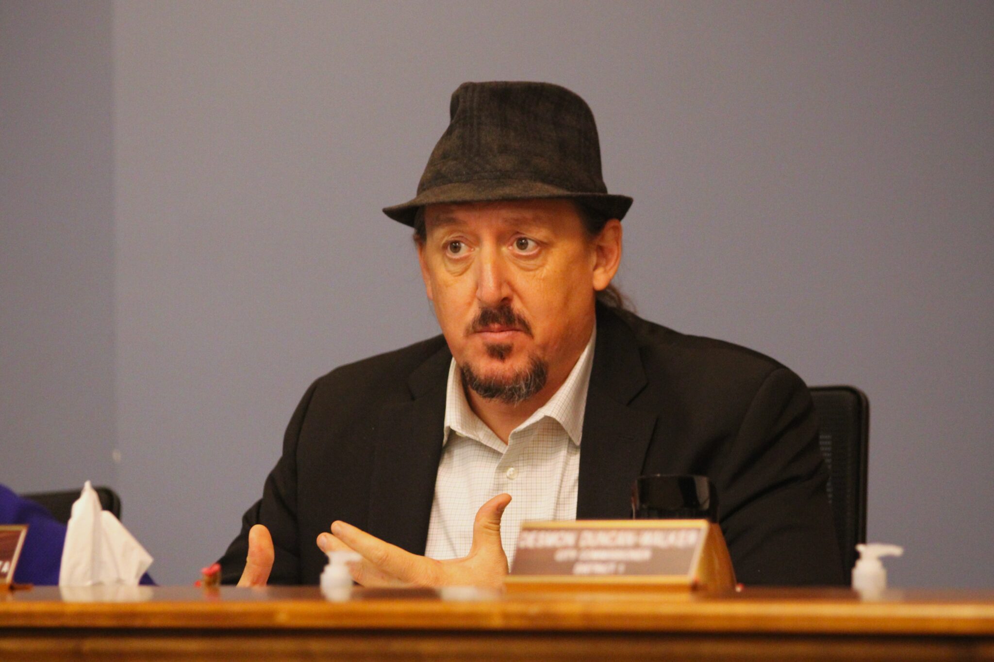 Gainesville moves forward with school zone, red-light cameras