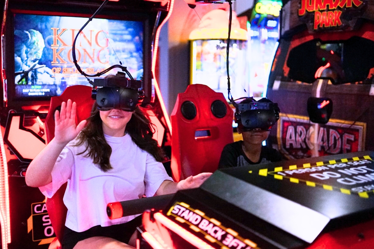 Level Up Arcade to open in Oaks Mall on Saturday