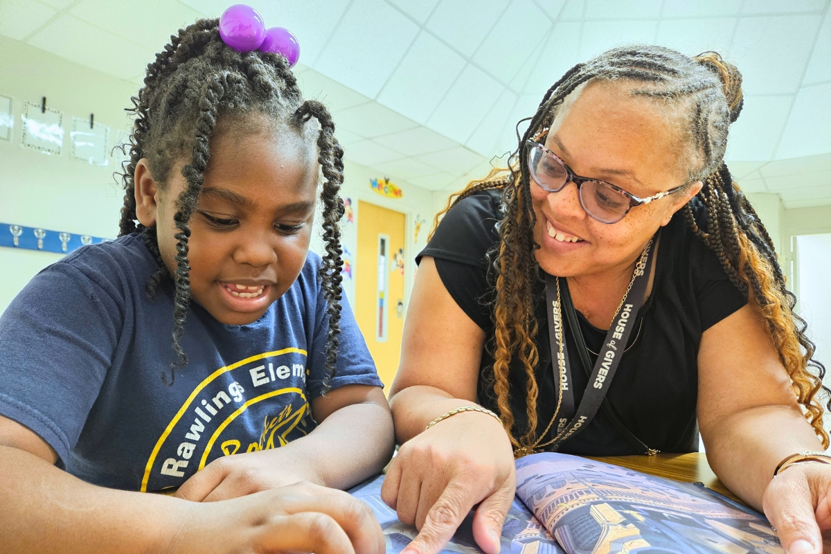Alachua County Public Schools names School Related Employee of Year