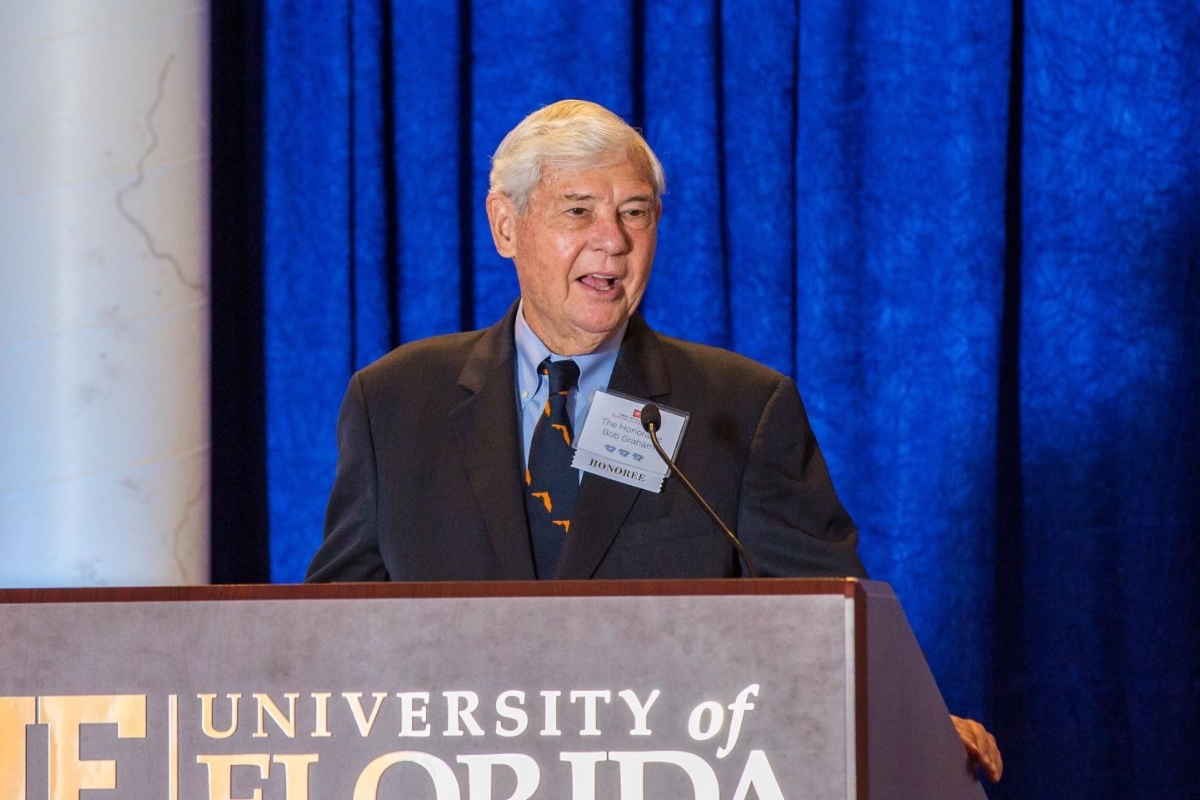 Bob Graham receives posthumous Governor’s Medal of Freedom