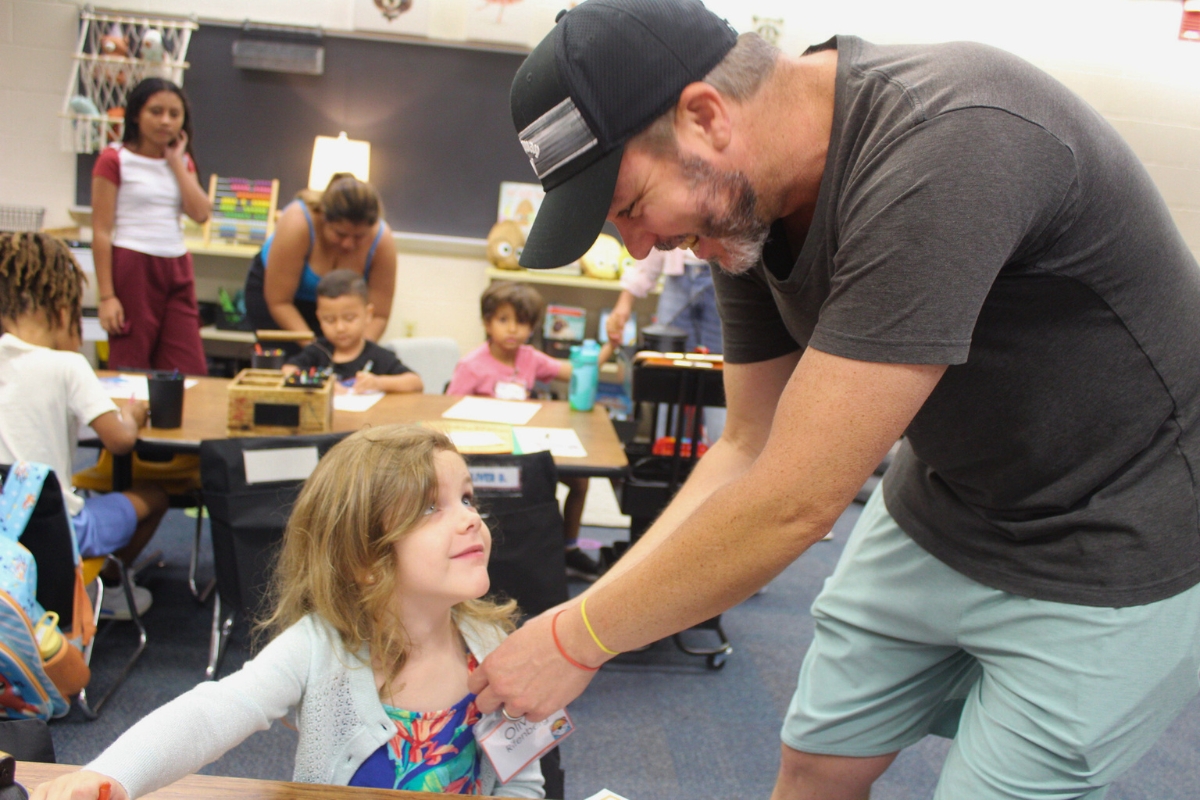“Our celebrities”: Alachua County students return to school