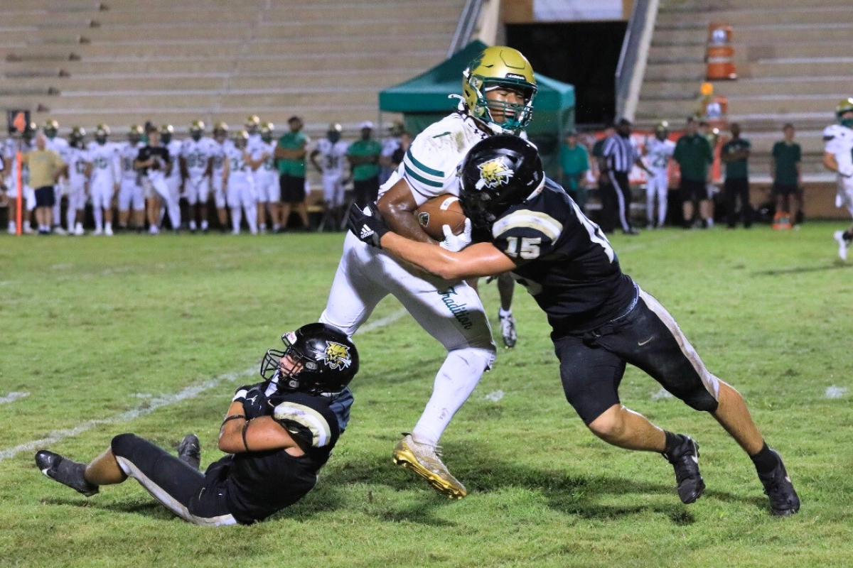 Buchholz uses complete game effort to beat Nease