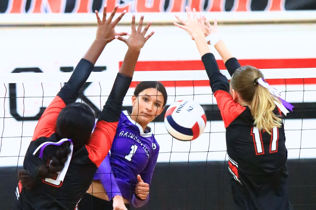 GHS takes out The Rock in four sets