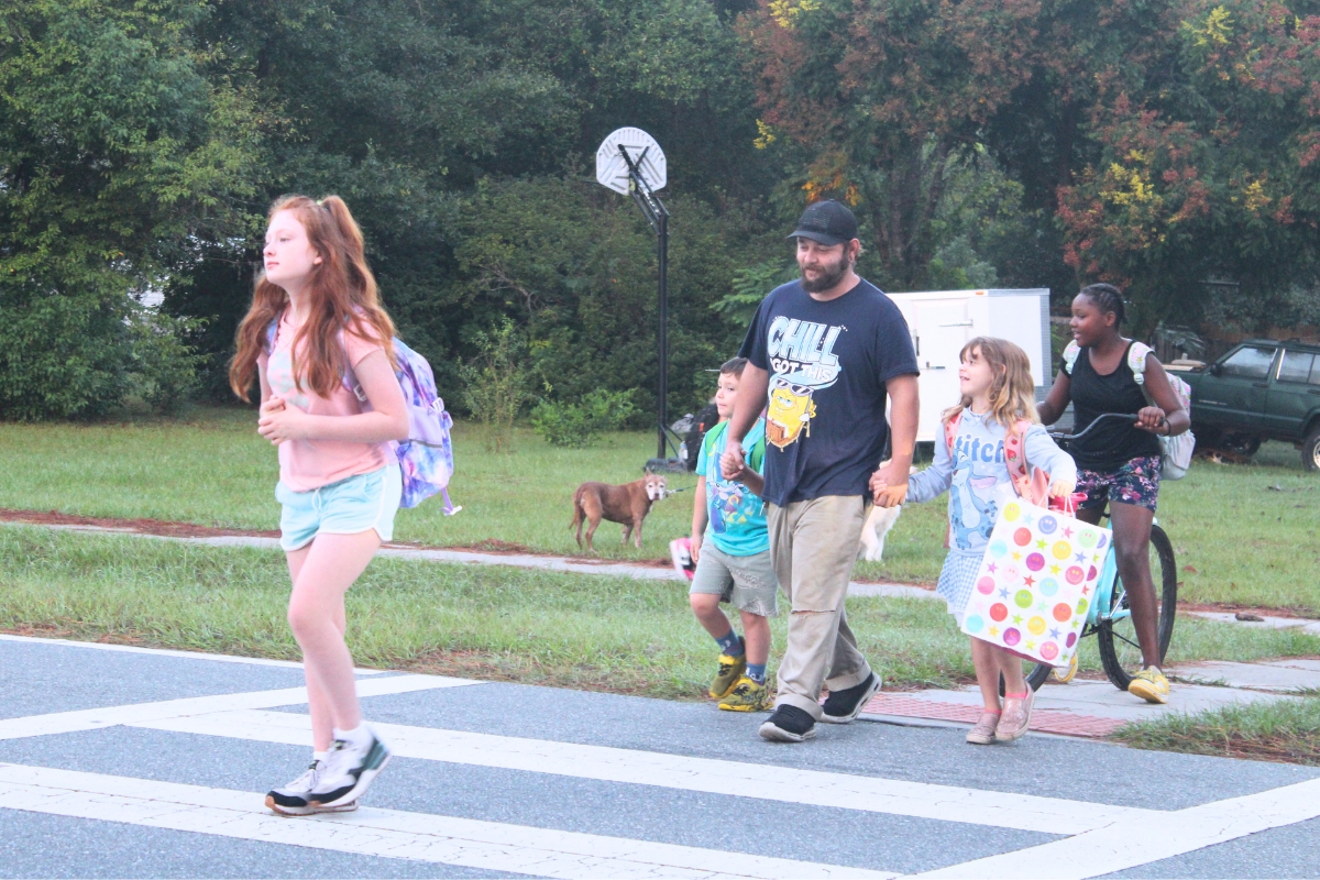 High Springs students participate in National Walk & Roll to School Day